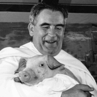 Archbishop Peter Smith leads memorial Mass for Bacon Priest | ICN